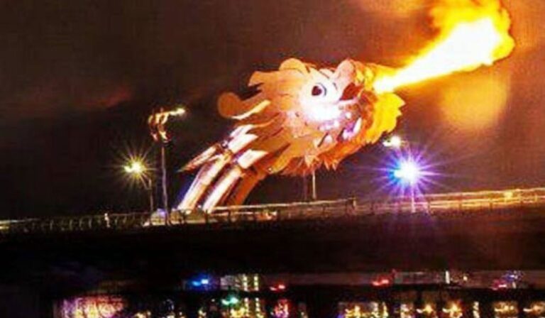 Cầu Rồng phun lửa lúc mấy giờ, ngày nào trong tuần?
